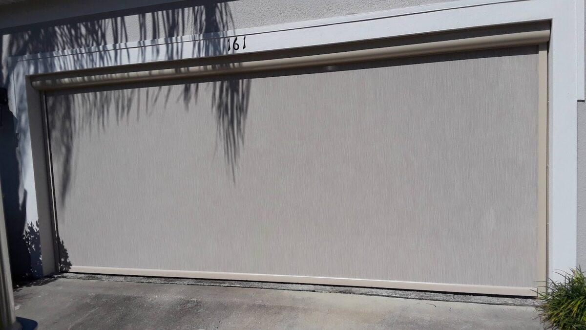 Retractable Garage Door Screens - Garage Doors R Us
